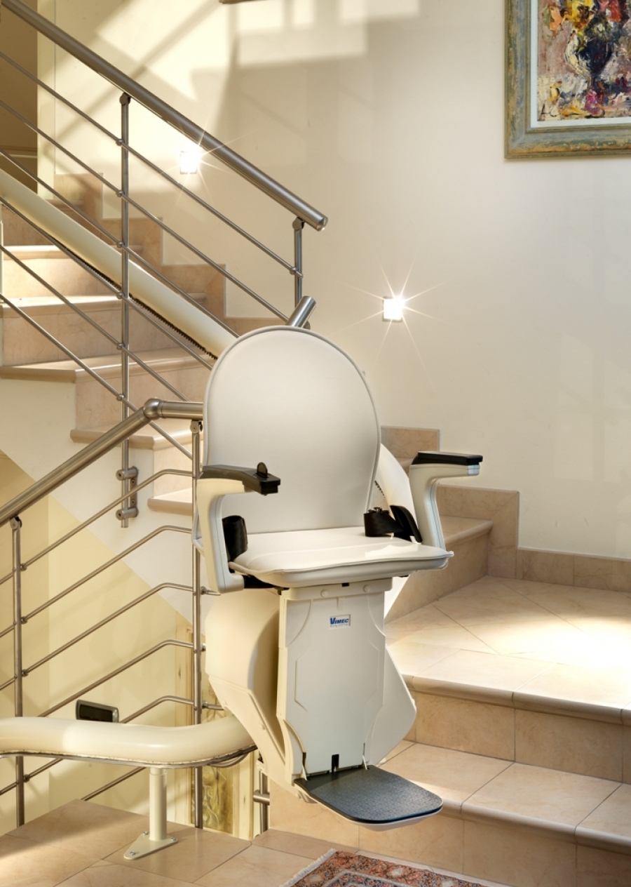 A splendid Capri chairlift | Vimec Home Lifts
