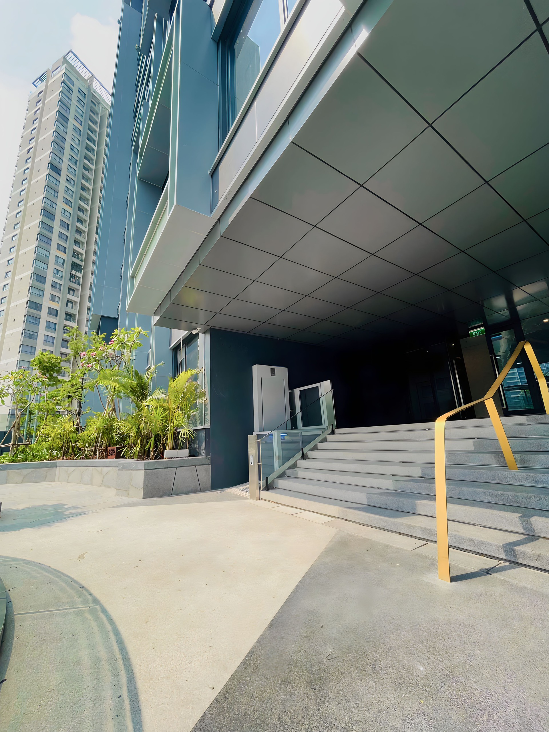 The successful installation of a new S11 Plus platform lift in Ho Chi ...